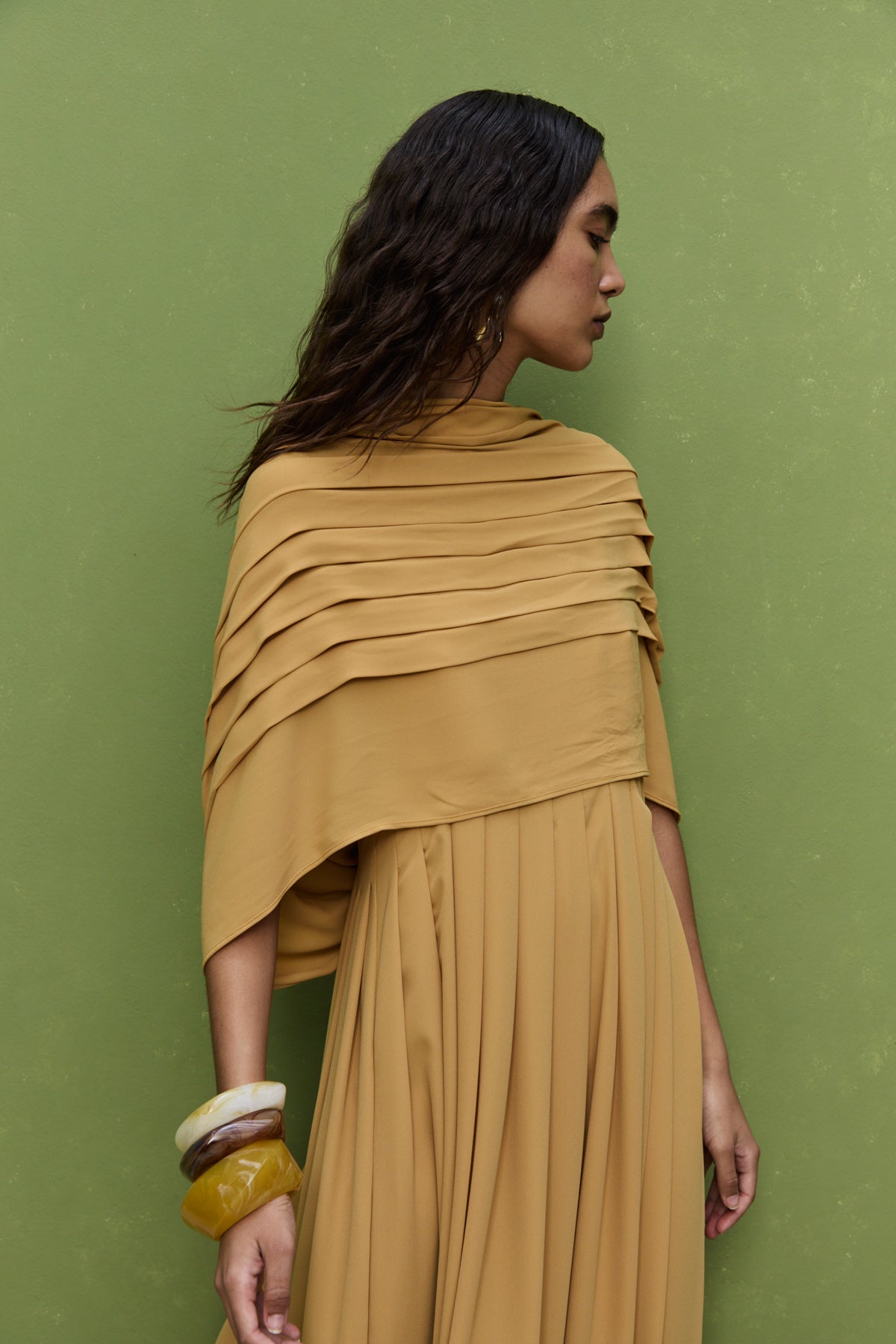 Brisa Shawl, Mustard | Pleated Occasion Shawl – Avec Studio